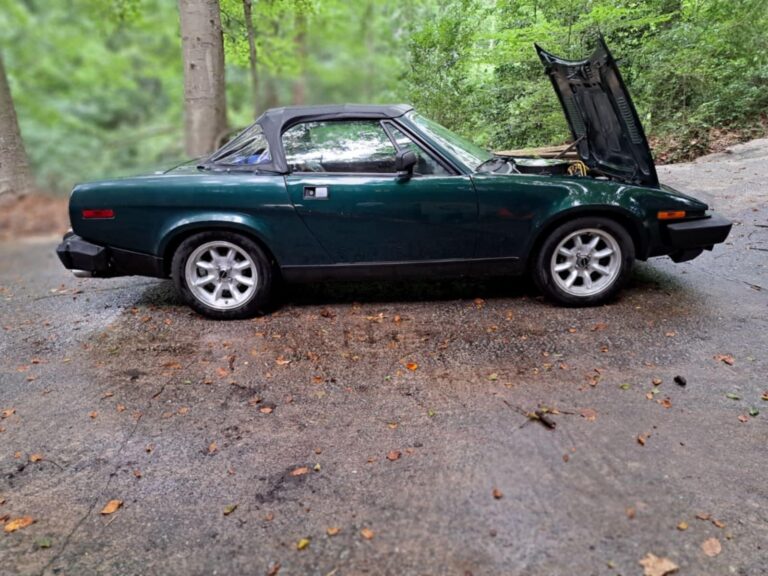 LHD TR8 FOR SALE - Triumph TR8